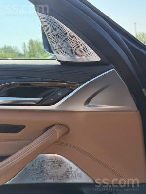 Blue BMW 530 2017 in Riga, with an engine capacity of 2.00 L and mileage of 78 thousand km for 25990 €, photo 9 on AUTOMOTO.COM.LV
