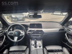 Zils BMW 530 2017 Rīga, ar dzinēja tilpumu 3.00 L un nobraukumu 347 tūkst. km par 20000 €, foto 5 vietnē AUTOMOTO.COM.LV
