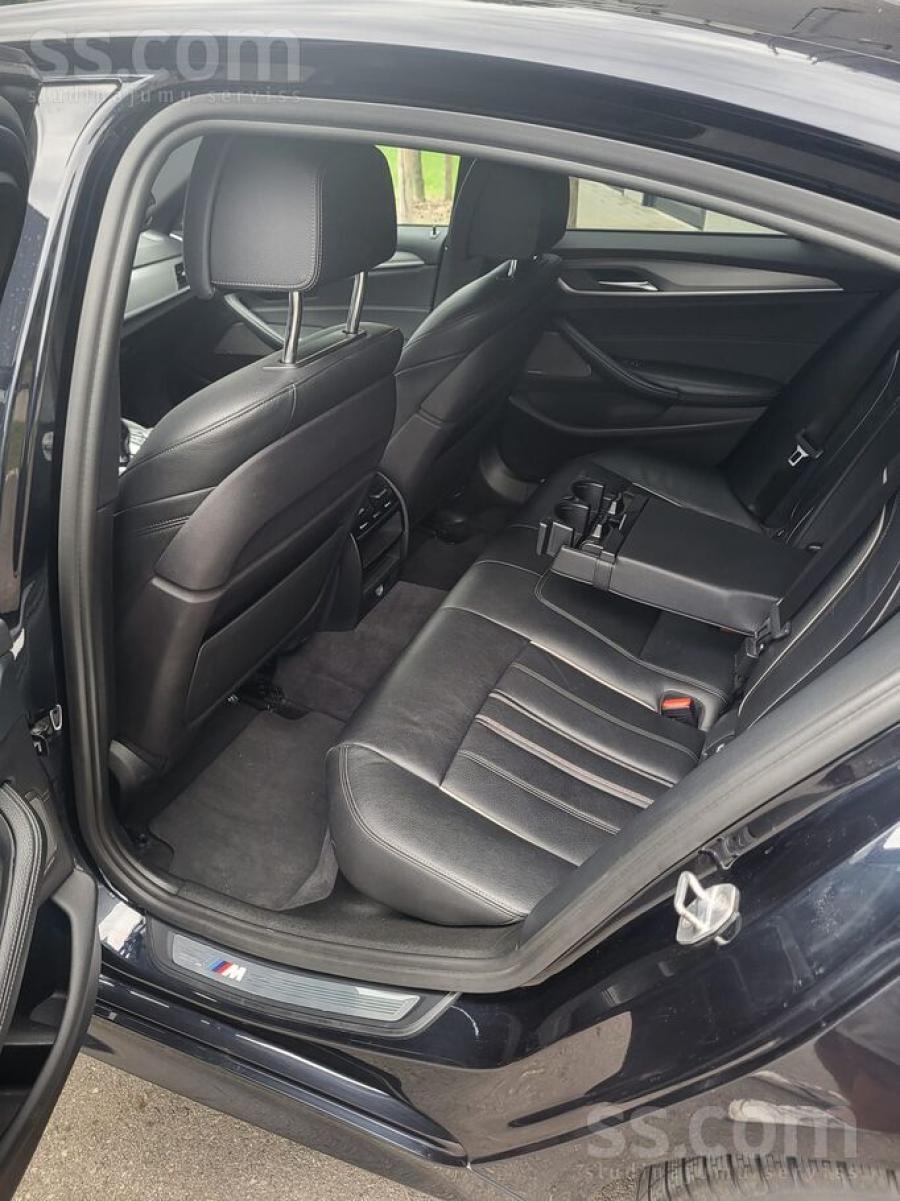 Zils BMW 530 2017 Rīga, ar dzinēja tilpumu 3.00 L un nobraukumu 347 tūkst. km par 20000 €, foto 6 vietnē AUTOMOTO.COM.LV