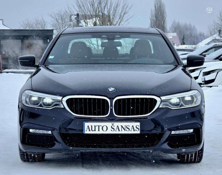 Zils BMW 530 2018 Tauragė, ar dzinēja tilpumu 2.99 L un nobraukumu 280 tūkst. km par 19250 €, foto 1 vietnē AUTOMOTO.COM.LV