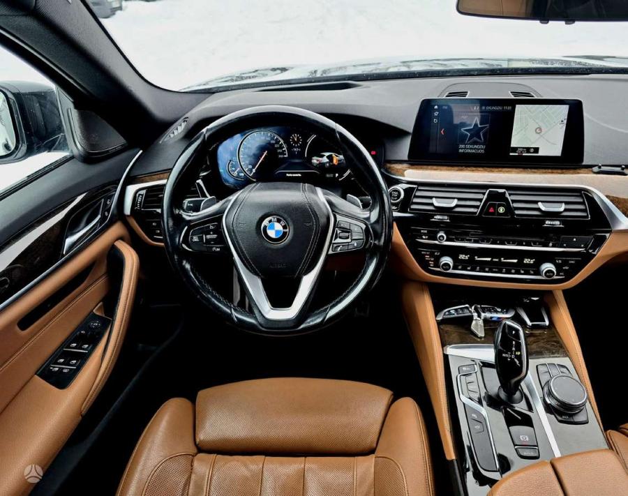 Zils BMW 530 2018 Tauragė, ar dzinēja tilpumu 2.99 L un nobraukumu 280 tūkst. km par 19250 €, foto 16 vietnē AUTOMOTO.COM.LV