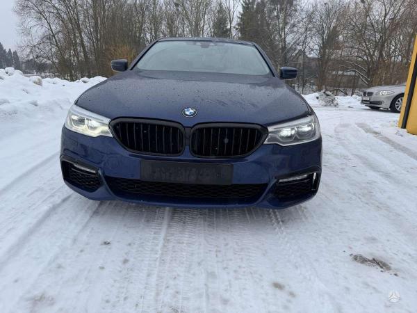 Blue BMW 530 2018 in Kaunas, with an engine capacity of 2.00 L and mileage of 130 thousand km for 19700 €, photo 2 on AUTOMOTO.COM.LV