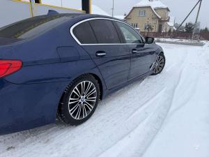 Blue BMW 530 2018 in Kaunas, with an engine capacity of 2.00 L and mileage of 130 thousand km for 19700 €, photo 6 on AUTOMOTO.COM.LV