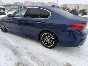 Blue BMW 530 2018 in Kaunas, with an engine capacity of 2.00 L and mileage of 130 thousand km for 19700 €, photo 7 on AUTOMOTO.COM.LV