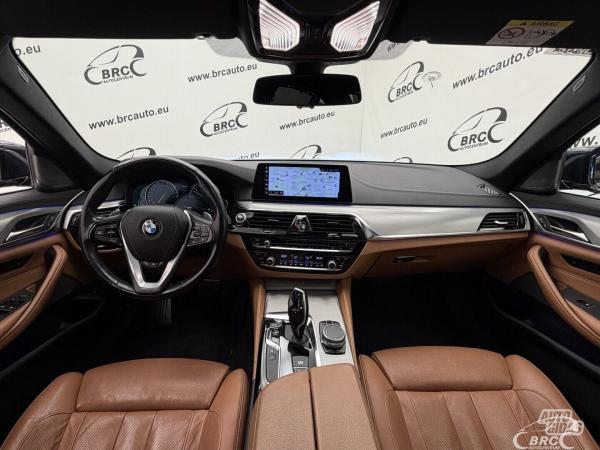 Blue BMW 530 2018 in Avizieniai, with an engine capacity of 3.00 L and mileage of 134 thousand km for 25250 €, photo 3 on AUTOMOTO.COM.LV