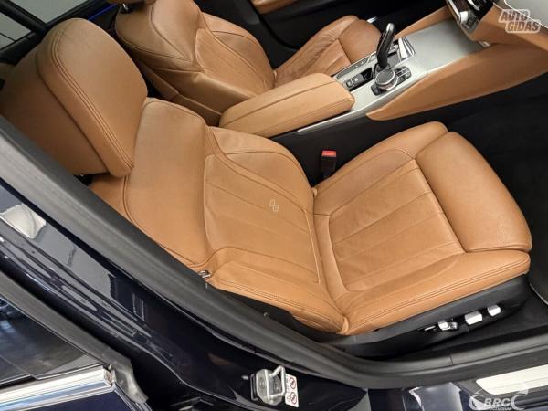 Blue BMW 530 2018 in Avizieniai, with an engine capacity of 3.00 L and mileage of 134 thousand km for 25250 €, photo 5 on AUTOMOTO.COM.LV