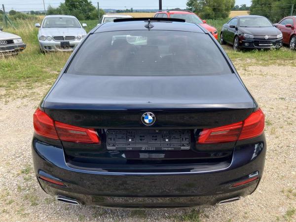 Zils BMW 530 2018 Prienai, ar dzinēja tilpumu 2.00 L un nobraukumu 60 tūkst. km par 22999 €, foto 4 vietnē AUTOMOTO.COM.LV