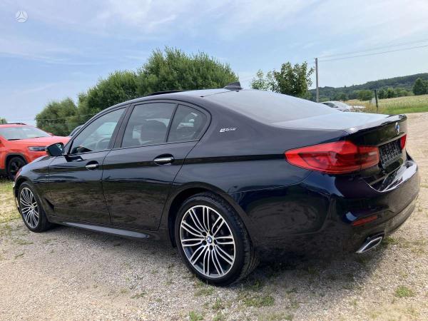 Zils BMW 530 2018 Prienai, ar dzinēja tilpumu 2.00 L un nobraukumu 60 tūkst. km par 22999 €, foto 7 vietnē AUTOMOTO.COM.LV