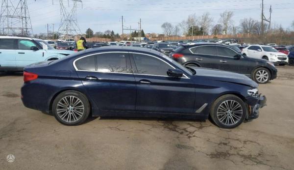 Blue BMW 530 2018 in Vilnius, with an engine capacity of 2.00 L and mileage of 73 thousand km for 13198 €, photo 6 on AUTOMOTO.COM.LV