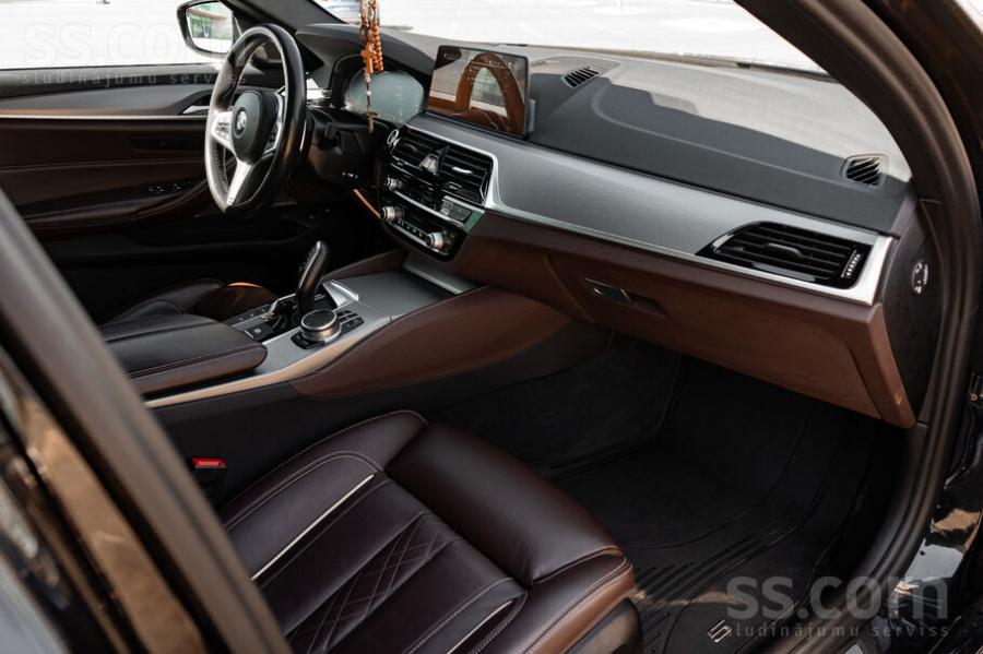 Zils BMW 530 2020 Jūrmala, ar dzinēja tilpumu 2.00 L un nobraukumu 87 tūkst. km par 28499 €, foto 12 vietnē AUTOMOTO.COM.LV