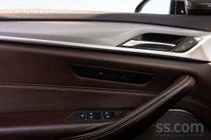 Zils BMW 530 2020 Jūrmala, ar dzinēja tilpumu 2.00 L un nobraukumu 87 tūkst. km par 28499 €, foto 30 vietnē AUTOMOTO.COM.LV