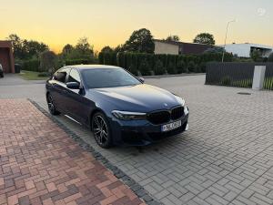Zils BMW 530 2020 Marijampole, ar dzinēja tilpumu 2.99 L un nobraukumu 190 tūkst. km par 25900 €, foto  vietnē AUTOMOTO.COM.LV