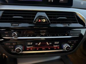 Zils BMW 530 2020 Marijampole, ar dzinēja tilpumu 2.99 L un nobraukumu 190 tūkst. km par 25900 €, foto 12 vietnē AUTOMOTO.COM.LV