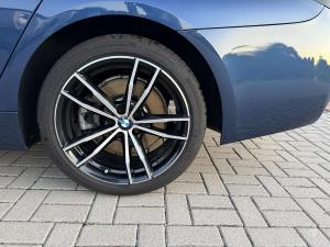 Zils BMW 530 2020 Marijampole, ar dzinēja tilpumu 2.99 L un nobraukumu 190 tūkst. km par 25900 €, foto 17 vietnē AUTOMOTO.COM.LV