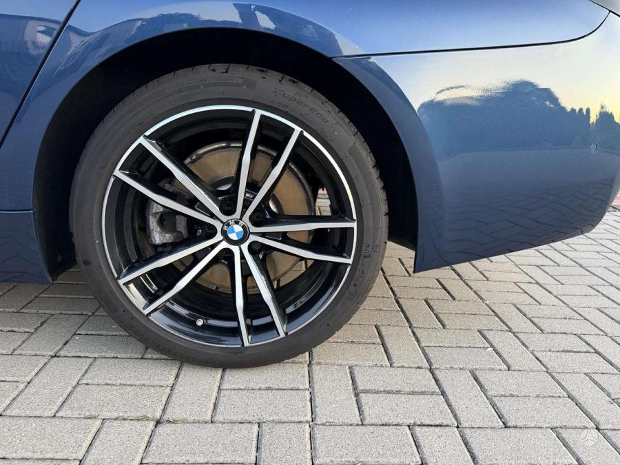 Zils BMW 530 2020 Marijampole, ar dzinēja tilpumu 2.99 L un nobraukumu 190 tūkst. km par 25900 €, foto 17 vietnē AUTOMOTO.COM.LV