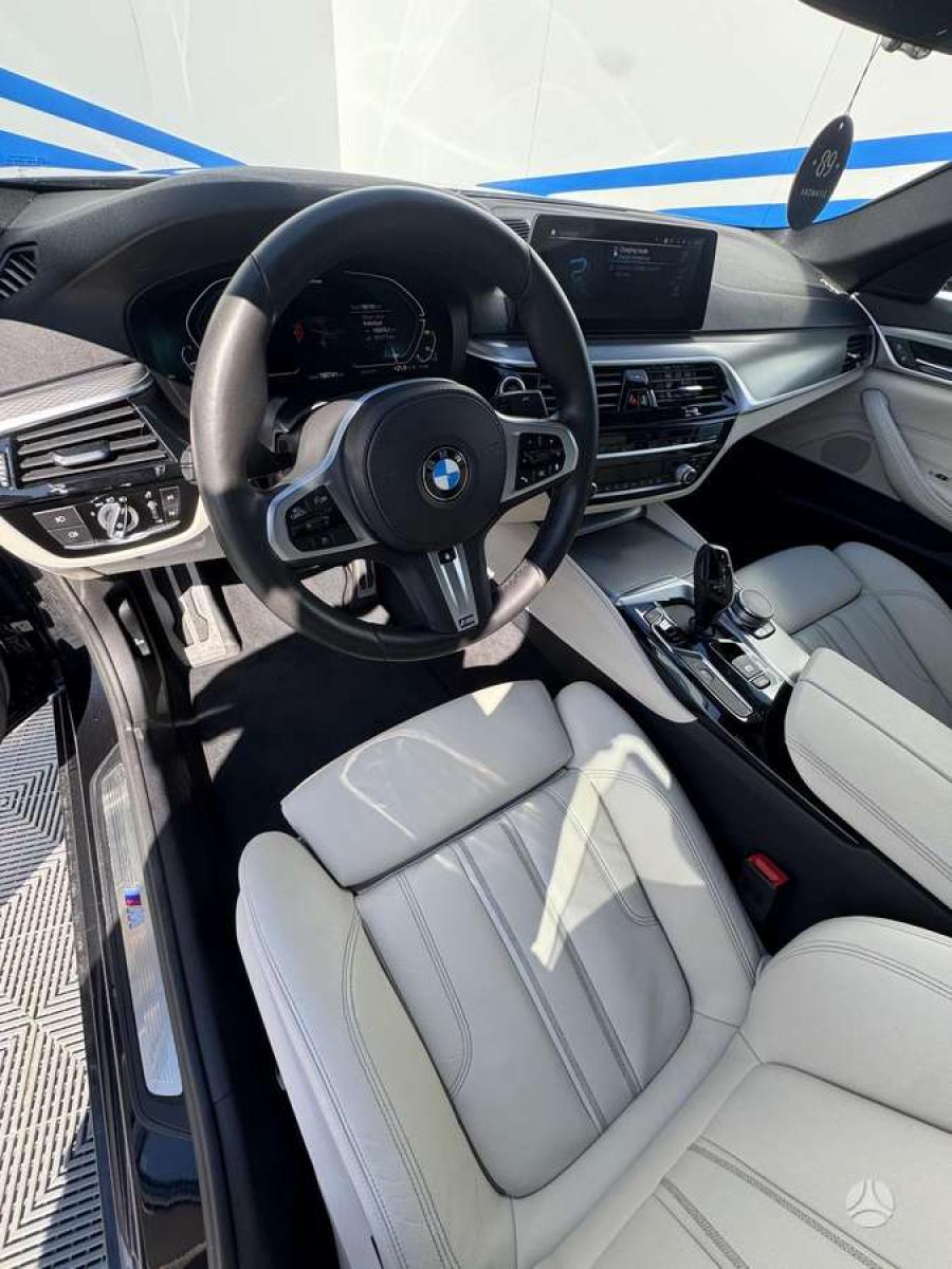 Zils BMW 530 2020 Kauņa, ar dzinēja tilpumu 2.00 L un nobraukumu 181 tūkst. km par 24500 €, foto 12 vietnē AUTOMOTO.COM.LV