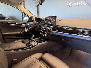 Zils BMW 530 2020 Kauņa, ar dzinēja tilpumu 2.00 L un nobraukumu 176 tūkst. km par 27990 €, foto 19 vietnē AUTOMOTO.COM.LV