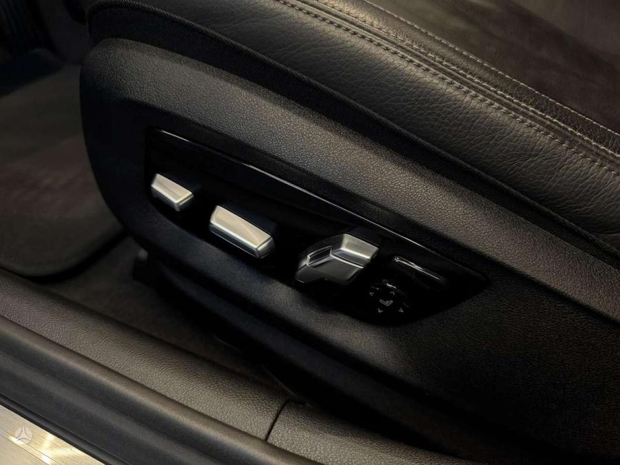 Zils BMW 530 2020 Kauņa, ar dzinēja tilpumu 2.00 L un nobraukumu 176 tūkst. km par 27990 €, foto 26 vietnē AUTOMOTO.COM.LV