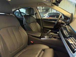 Zils BMW 530 2020 Kauņa, ar dzinēja tilpumu 2.00 L un nobraukumu 176 tūkst. km par 27990 €, foto 30 vietnē AUTOMOTO.COM.LV