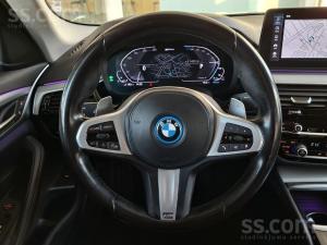 Zils BMW 530 2021 Rīga, ar dzinēja tilpumu 2.00 L un nobraukumu 122 tūkst. km par 28500 €, foto 24 vietnē AUTOMOTO.COM.LV
