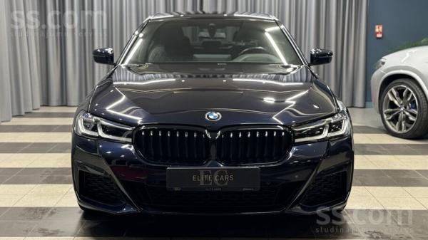 Zils BMW 530 2021 Rīga, ar dzinēja tilpumu 2.00 L un nobraukumu 199 tūkst. km par 29990 €, foto 2 vietnē AUTOMOTO.COM.LV