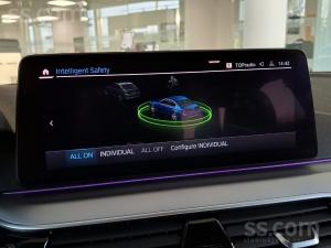 Zils BMW 530 2021 Rīga, ar dzinēja tilpumu 2.00 L un nobraukumu 122 tūkst. km par 26500 €, foto 21 vietnē AUTOMOTO.COM.LV