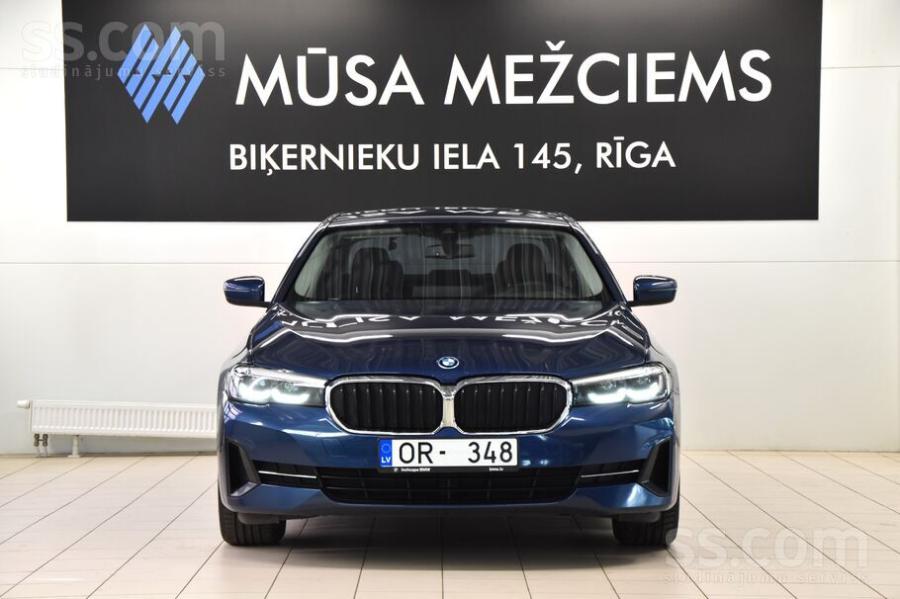Zils BMW 530 2021 Rīga, ar dzinēja tilpumu 2.00 L un nobraukumu 124 tūkst. km par 24990 €, foto 3 vietnē AUTOMOTO.COM.LV