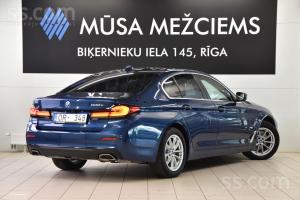 Zils BMW 530 2021 Rīga, ar dzinēja tilpumu 2.00 L un nobraukumu 124 tūkst. km par 24990 €, foto 7 vietnē AUTOMOTO.COM.LV