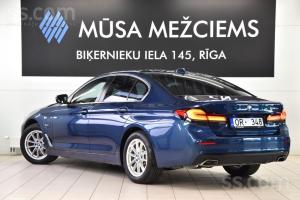 Zils BMW 530 2021 Rīga, ar dzinēja tilpumu 2.00 L un nobraukumu 124 tūkst. km par 24990 €, foto 9 vietnē AUTOMOTO.COM.LV