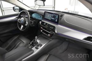 Zils BMW 530 2021 Rīga, ar dzinēja tilpumu 2.00 L un nobraukumu 124 tūkst. km par 24990 €, foto 14 vietnē AUTOMOTO.COM.LV