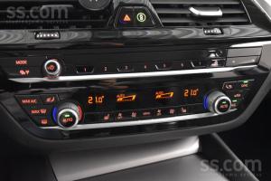 Zils BMW 530 2021 Rīga, ar dzinēja tilpumu 2.00 L un nobraukumu 124 tūkst. km par 24990 €, foto 18 vietnē AUTOMOTO.COM.LV