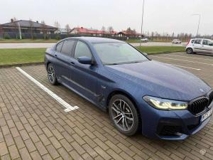 Zils BMW 530 2022 Panevēža, ar dzinēja tilpumu 2.00 L un nobraukumu 78 tūkst. km par 37000 €, foto 2 vietnē AUTOMOTO.COM.LV
