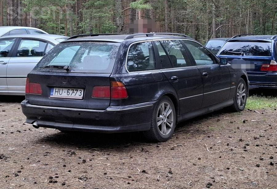 Синий БМВ 530 1999 в Рига, объемом двигателя 3.00 л и пробегом 359 тыс. км за 1350 €, фото 3 на AUTOMOTO.COM.LV