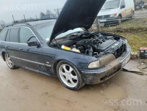 Zils BMW 530 2000 Daugavpils, ar dzinēja tilpumu 3.00 L un nobraukumu 370 tūkst. km par 900 €, foto 4 vietnē AUTOMOTO.COM.LV