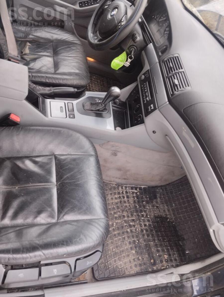 Zils BMW 530 2000 Daugavpils, ar dzinēja tilpumu 3.00 L un nobraukumu 370 tūkst. km par 900 €, foto 6 vietnē AUTOMOTO.COM.LV