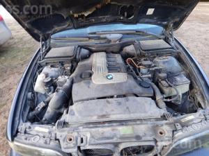 Zils BMW 530 2000 Daugavpils, ar dzinēja tilpumu 3.00 L un nobraukumu 370 tūkst. km par 900 €, foto 8 vietnē AUTOMOTO.COM.LV