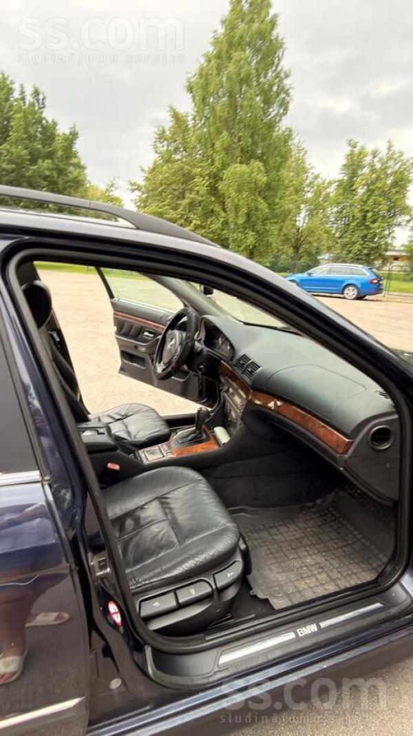 Blue BMW 530 2000 in Jurmala, with an engine capacity of 3.00 L and mileage of 422 thousand km for 2000 €, photo 10 on AUTOMOTO.COM.LV