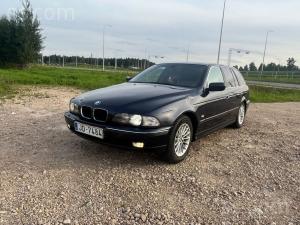 Blue BMW 530 2000 in Riga, with an engine capacity of 3.00 L and mileage of 285 thousand km for 2200 €, photo 14 on AUTOMOTO.COM.LV