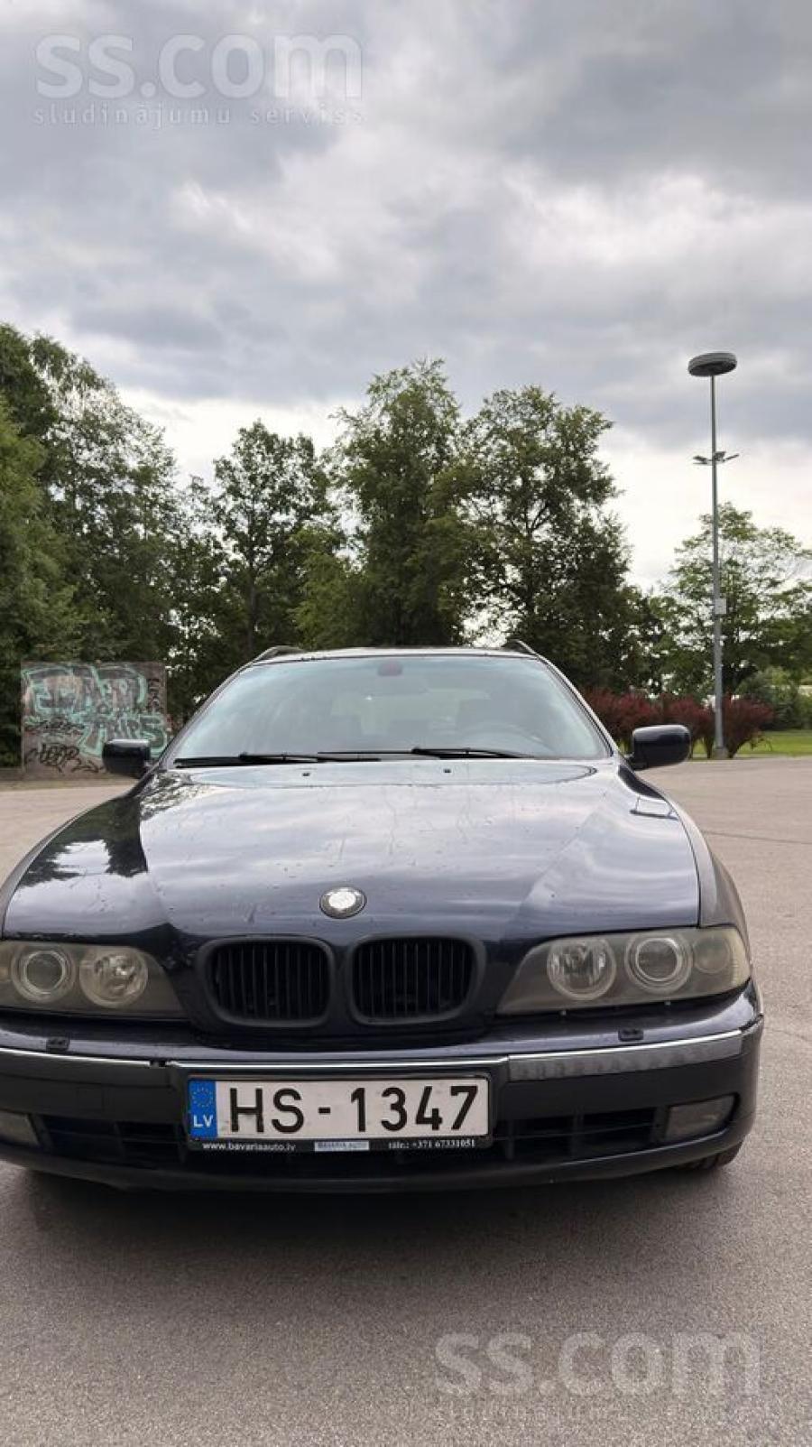 Blue BMW 530 2000 in Jurmala, with an engine capacity of 3.00 L and mileage of 423 thousand km for 1600 €, photo 1 on AUTOMOTO.COM.LV