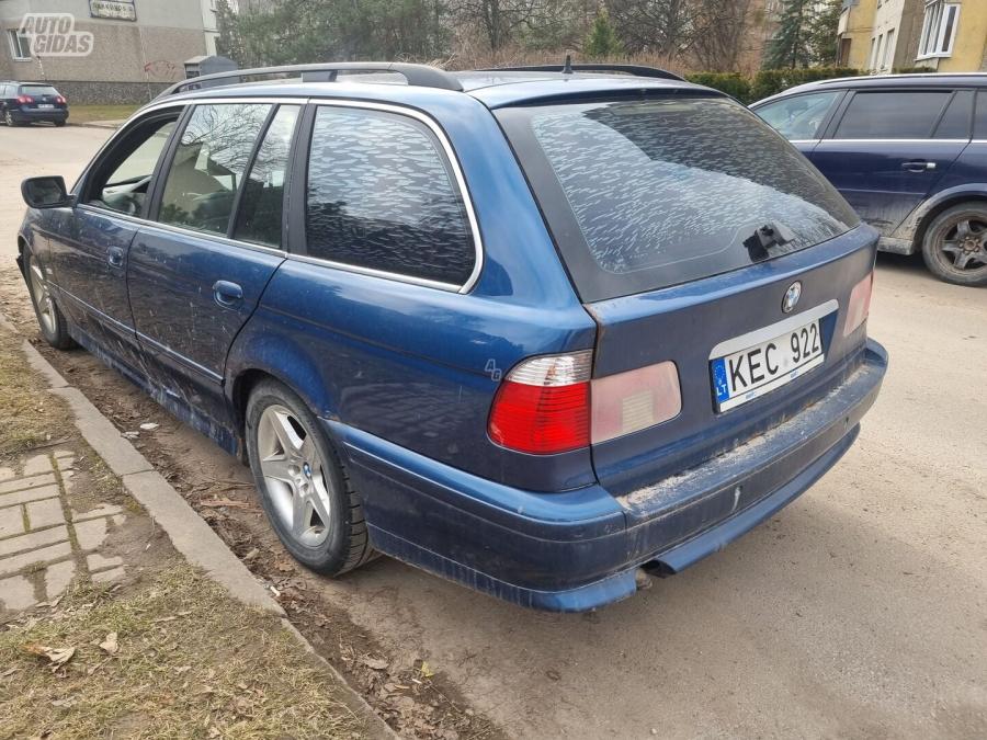 Blue BMW 530 2001 in Kaunas, with an engine capacity of 2.90 L and mileage of 450 thousand km for 800 €, photo 4 on AUTOMOTO.COM.LV