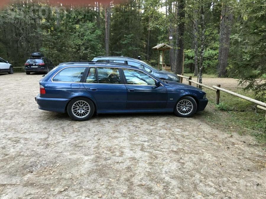 Blue BMW 530 2001 in Riga, with an engine capacity of 3.00 L and mileage of 459 thousand km for 900 €, photo 1 on AUTOMOTO.COM.LV