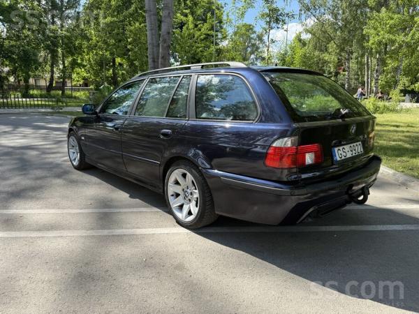 Blue BMW 530 2001 in Riga, with an engine capacity of 3.00 L and mileage of 348 thousand km for 3500 €, photo 6 on AUTOMOTO.COM.LV