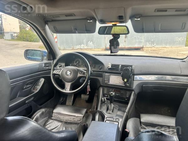 Zils BMW 530 2001 Tukums, ar dzinēja tilpumu 3.00 L un nobraukumu 478 tūkst. km par 2500 €, foto 1 vietnē AUTOMOTO.COM.LV