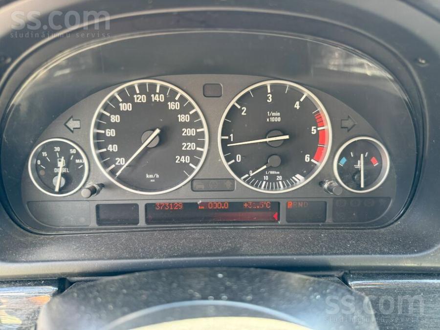 Zils BMW 530 2002 Rīga, ar dzinēja tilpumu 3.00 L un nobraukumu 373 tūkst. km par 1600 €, foto 8 vietnē AUTOMOTO.COM.LV