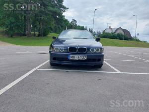 Blue BMW 530 2002 in Aluksne, with an engine capacity of 3.00 L and mileage of 0 thousand km for 1350 €, photo 3 on AUTOMOTO.COM.LV