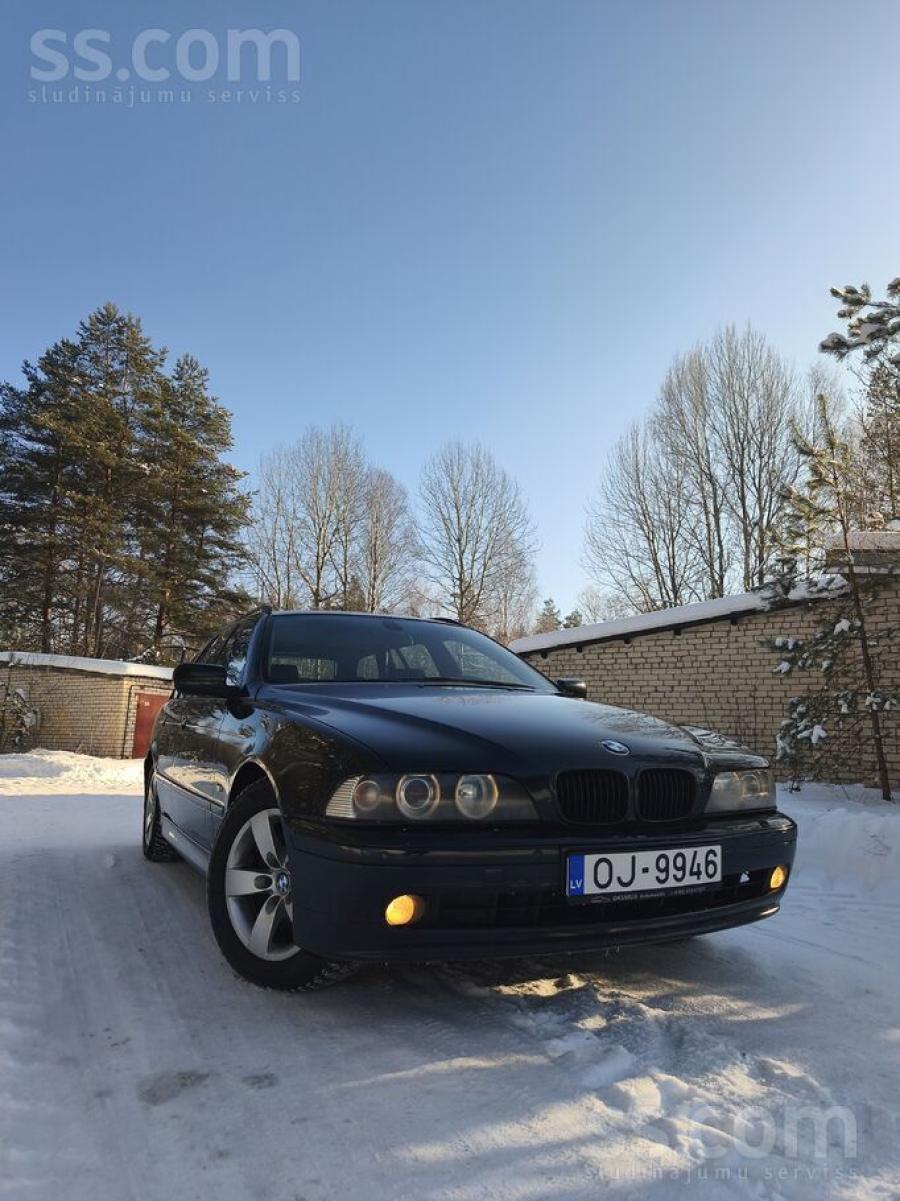Zils BMW 530 2002 Daugavpils, ar dzinēja tilpumu 3.00 L un nobraukumu 294 tūkst. km par 4666 €, foto 1 vietnē AUTOMOTO.COM.LV