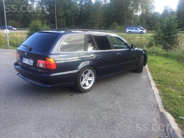 Zils BMW 530 2002 Rīga, ar dzinēja tilpumu 3.00 L un nobraukumu 310 tūkst. km par 2250 €, foto 1 vietnē AUTOMOTO.COM.LV