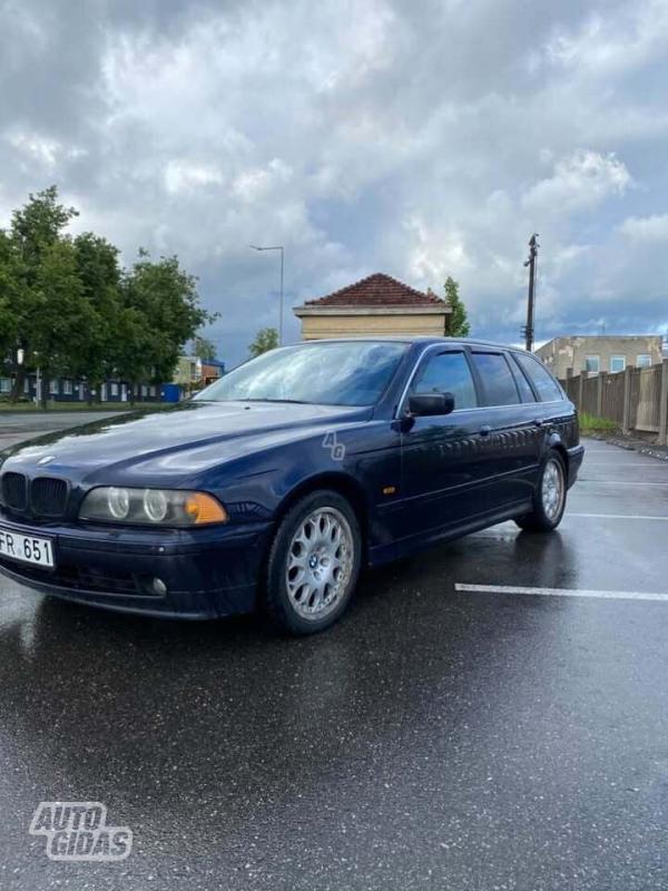 Zils BMW 530 2002 Panevēža, ar dzinēja tilpumu 2.90 L un nobraukumu 416 tūkst. km par 1800 €, foto 3 vietnē AUTOMOTO.COM.LV