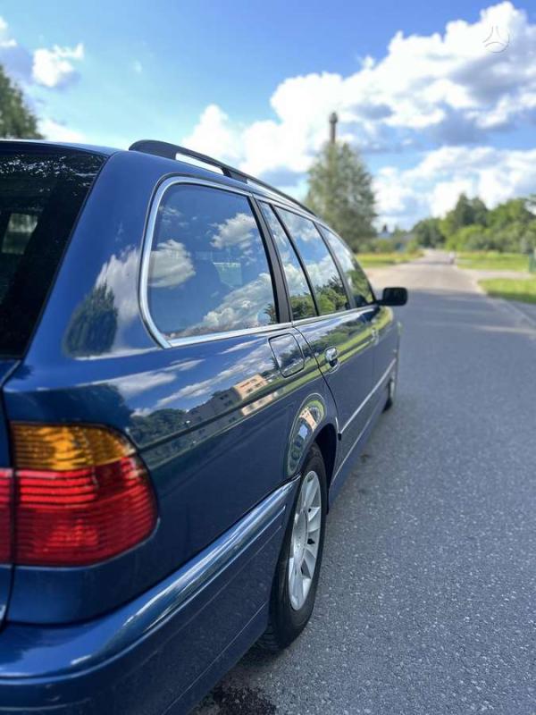 Blue BMW 530 2002 in Vilnius, with an engine capacity of 3.00 L and mileage of 405 thousand km for 1950 €, photo 4 on AUTOMOTO.COM.LV