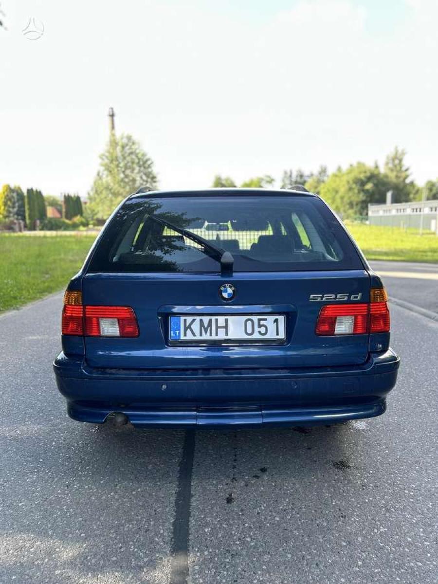 Blue BMW 530 2002 in Vilnius, with an engine capacity of 3.00 L and mileage of 405 thousand km for 1950 €, photo 7 on AUTOMOTO.COM.LV